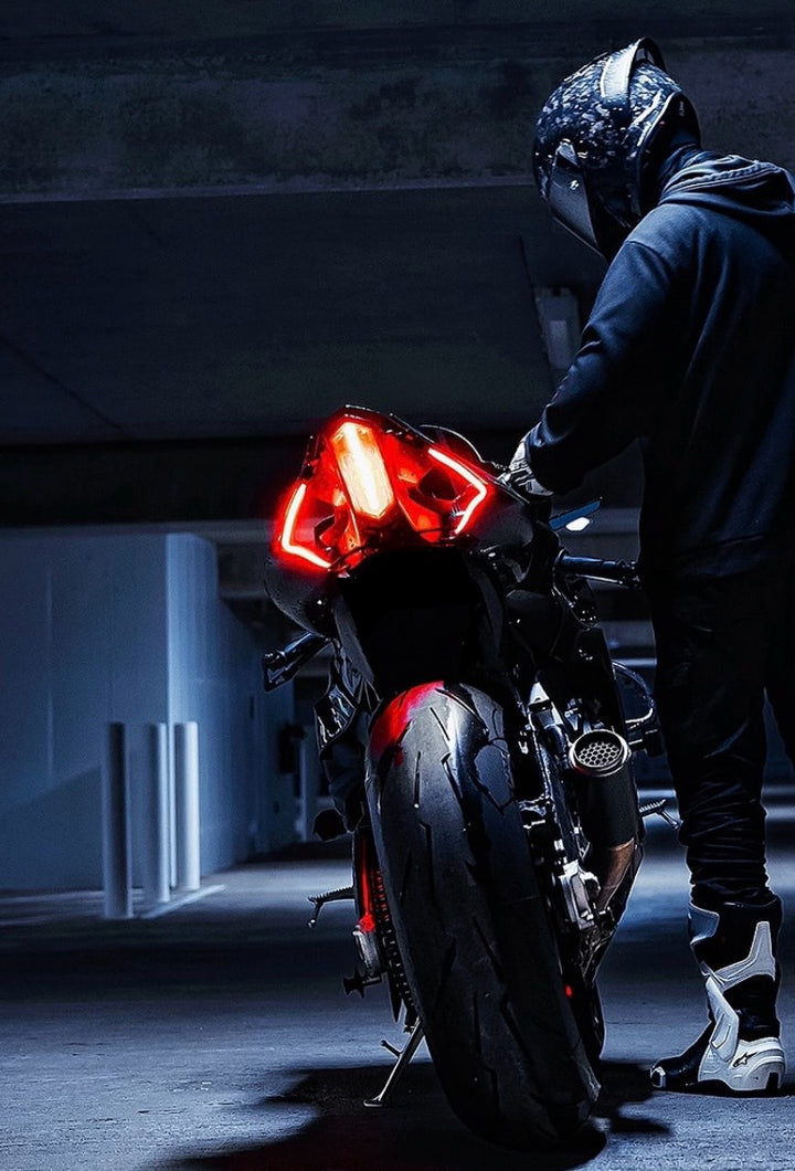 Genesis DRL's for Yamaha R1, R6, R7, R9 Integrated Tail Lights signal ...