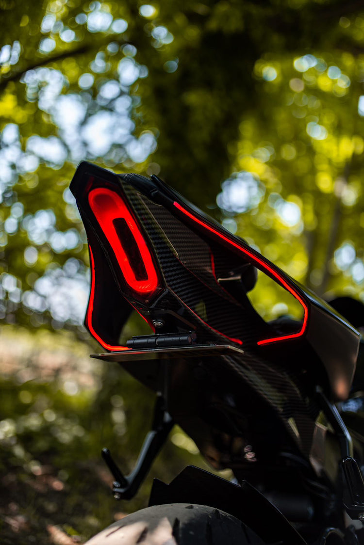 Genesis DRL's for Yamaha R1, R6, R7 Integrated Tail Lights kit ...